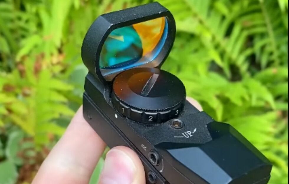 How Does A Red Dot Sight Work - Versa Tactical Inc.